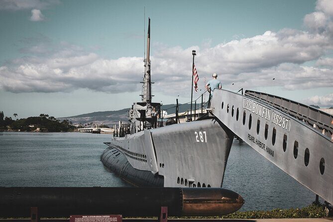 Pearl Harbor Arizona Memorial - USS Arizona Memorial: The Heart of the Visit