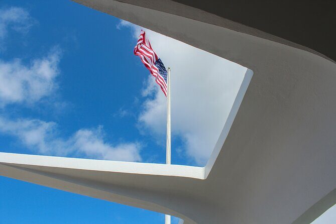 Pearl Harbor Arizona Memorial - Pearl Harbor Visitor Center: Context and Reflection