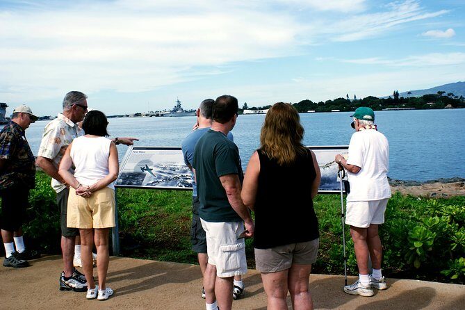 Pearl Harbor Official Deluxe Multimedia and VR Tour Combo - An In-Depth Look at the Tour Experience