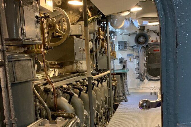 Pearl Harbor Tour Arizona Memorial and USS Bowfin - FAQ