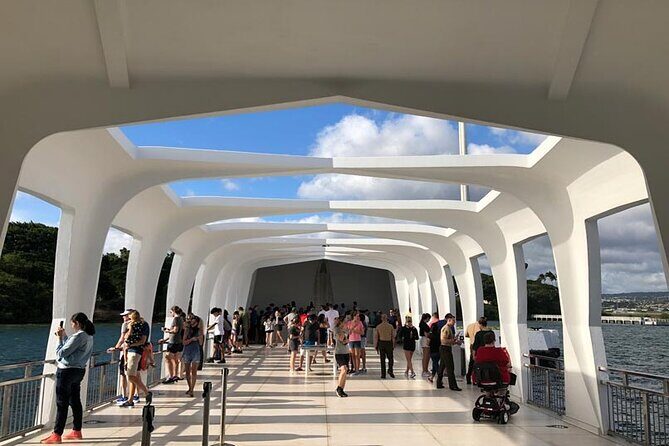 Pearl Harbor USS Arizona and USS Missouri "Private" - FAQ