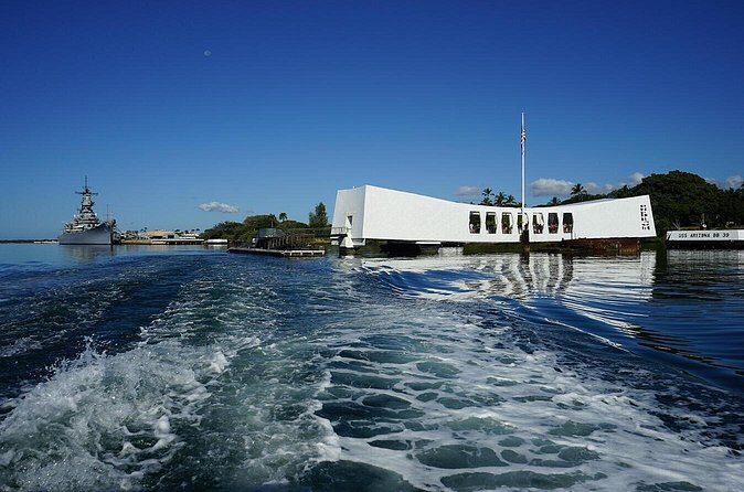 Pearl Harbor USS Arizona Memorial - Who Should Consider This Tour?