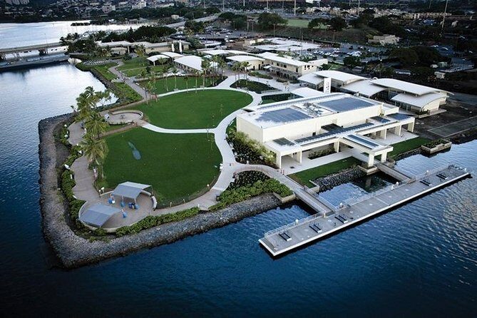 Pearl Harbor USS Arizona Memorial & Battleship Missouri - Chapter 1: The Pearl Harbor Visitor’s Center