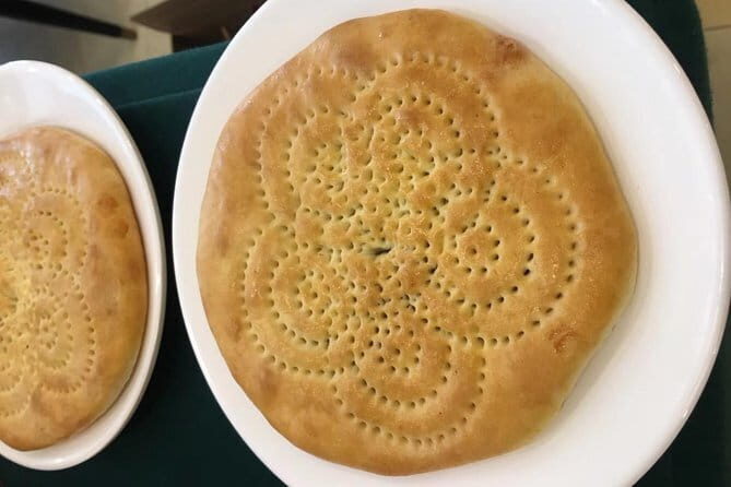 Pearl River Night Cruise with Xinjiang Cuisine Dining Experience in Guangzhou - Key Points