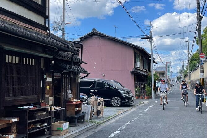 Pedal Adventure Kyoto E-Bike tour : True Kyoto Avoid the crowds - Why Choose the Pedal Adventure Kyoto E-Bike Tour?