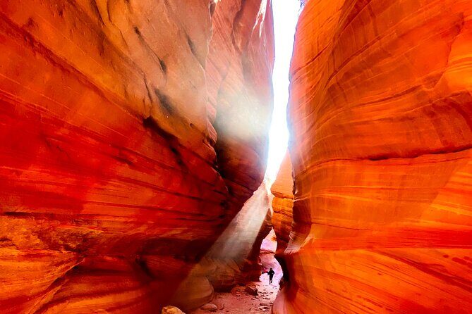 Peek-a-Boo Slot Canyon Small Group Tour from Kanab, Utah! - The Experience in Detail