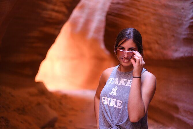 Peekaboo Slot Canyon 4WD Tour - Exploring the Tour Experience: In-Depth