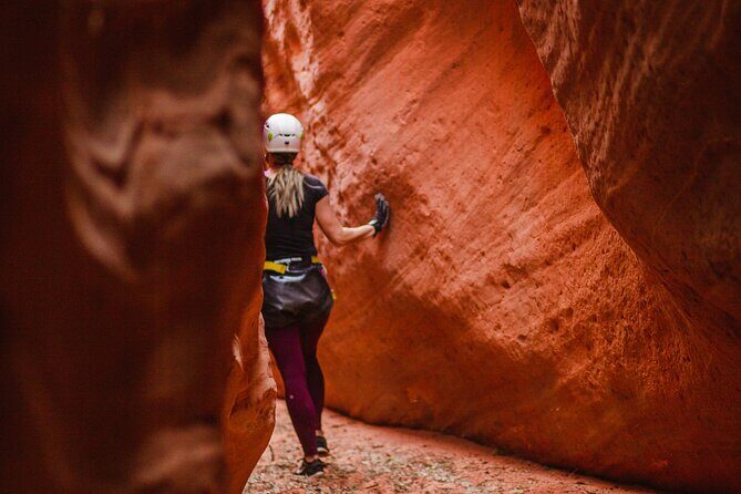 Peekaboo Slot Canyon UTV and Hiking Adventure - Exploring the Peekaboo Slot Canyon UTV and Hiking Adventure