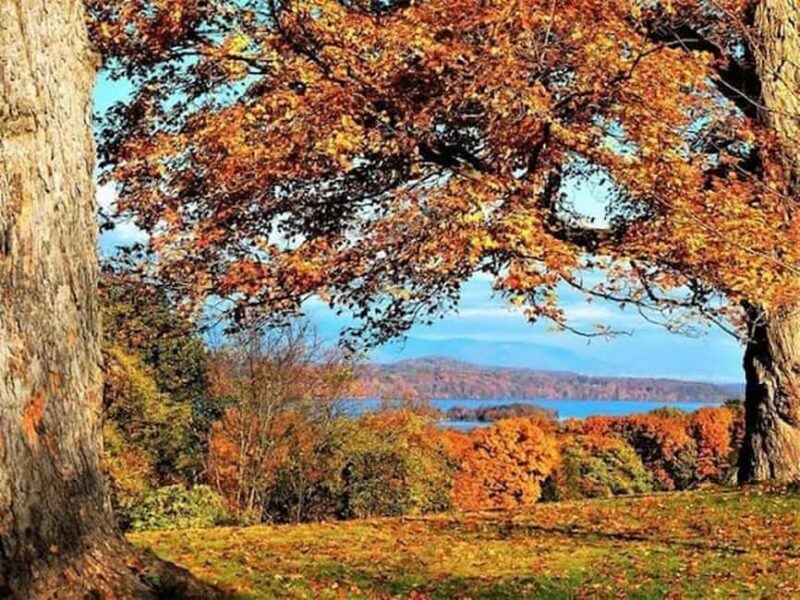 Peekskill, New York: Oktoberfest Cruise with Live Music - Key Points