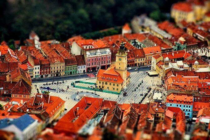 Peles Castle, Dracula Castle and Brasov old town - private tour from Bucharest - A Day Out in Transylvania: What to Expect