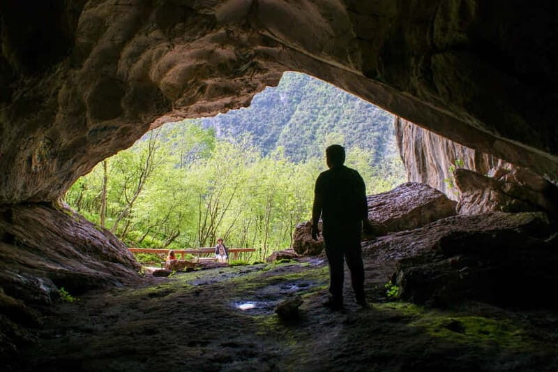"Pëllumbas Cave, Erzeni Canyon & Petrelë Fortress Excursion" - Key Points