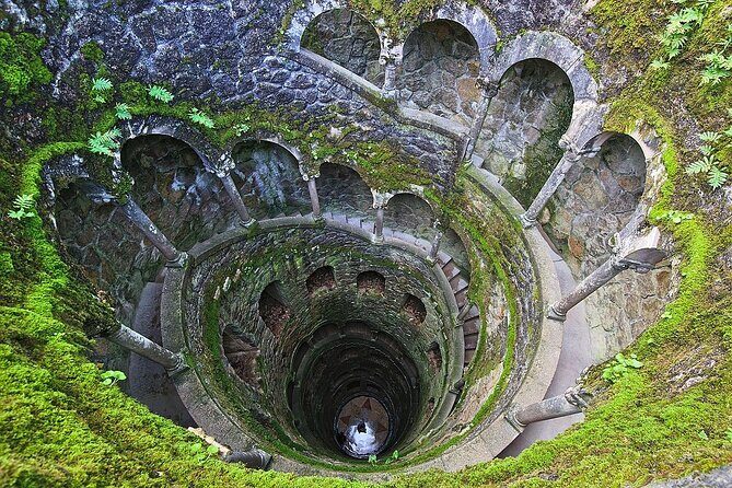 Pena Palace, Moorish Castle and Quinta da Regaleira Walking tour - Frequently Asked Questions