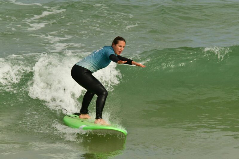 Peniche:Surf lessons Beginners ,Intermediate, advance level - Key Points