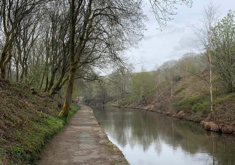 Pennine Countryside & The Seat of the Industrial Revolution - An In-Depth Look at the Tour Experience