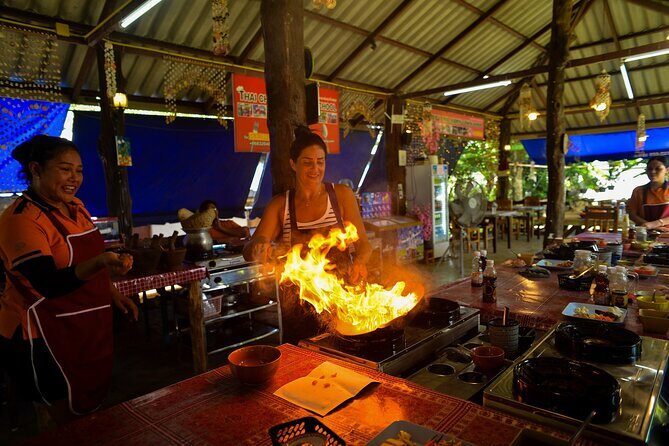 Penny Thai Cooking Class Krabi - The Small Group Advantage
