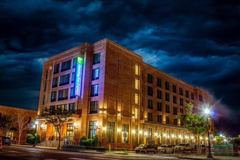 Pensacola Ghost Tours: Perdition, Pirates, & Purgatory - Practical Tips for Your Ghostly Night