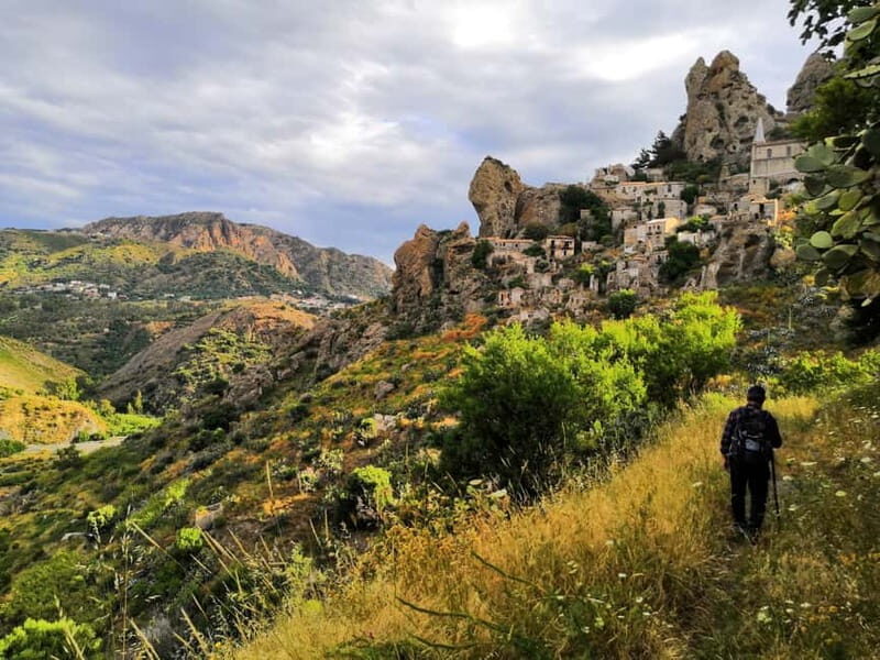 Pentedattilo: Ghost Town Private Walking Tour - The Itinerary Breakdown