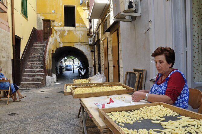 People of Bari unusual guided tour with pasta making at Grandma house - Exploring the Itinerary: What Makes Each Stop Special