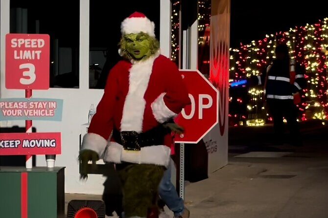 Peppermint Parkway Christmas Lights Tour Austin - Who Will Love This Tour?