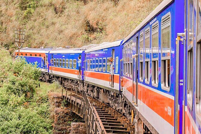 Peradeniya to Badulla train ride on (Train No: 1001 "Denuwara Menike") - The Scenic Wonder of Sri Lanka by Rail