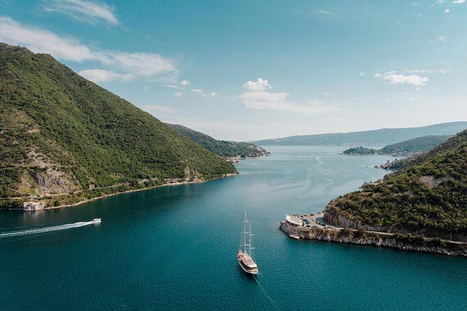 Perast and Our Lady of the Rocks 1,5 hours tour - ticket tour - Who Should Book This Tour?