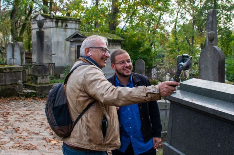 Père Lachaise Cemetery: A Stroll Through Immortal History - FAQ