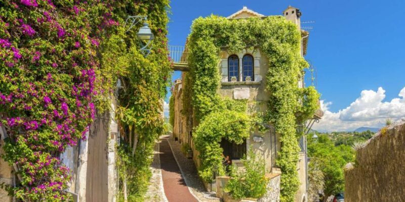 Perfume factory of Grasse, Glass Blowers and local Villages - Key Points