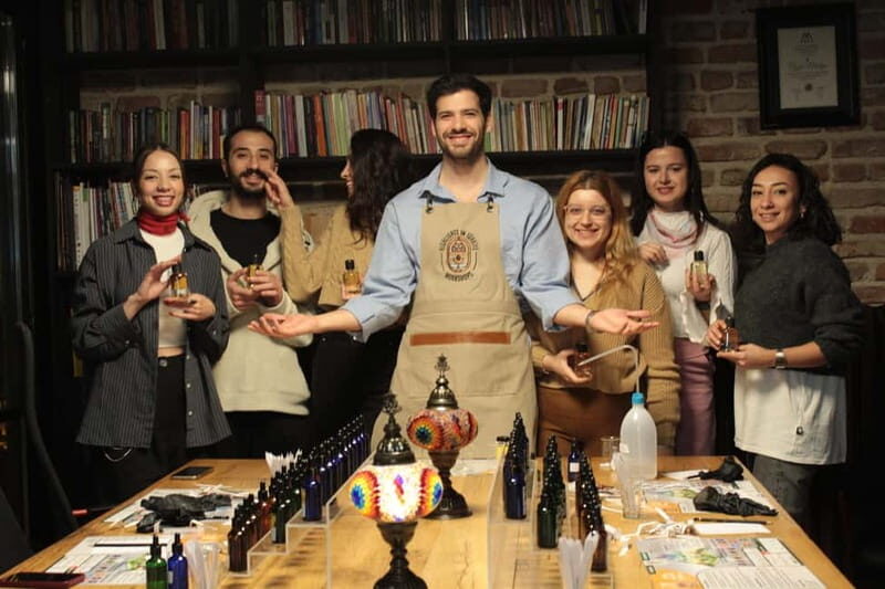 Perfume Making Workshop with Secret Recipe +90 Essences - In The Sum Up