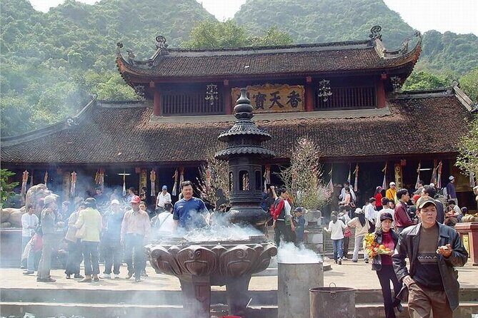 Perfume Pagoda Full Day Guided Tour from Hanoi Old Quarter - The Sum Up