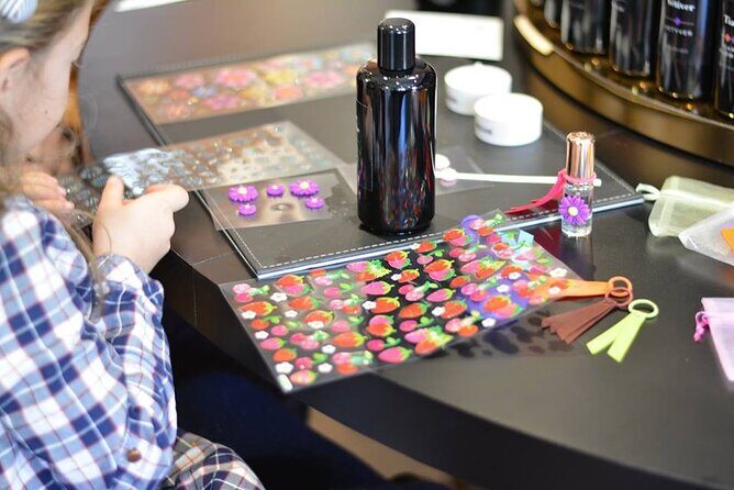 Perfume Workshop for children in Nice - FAQ