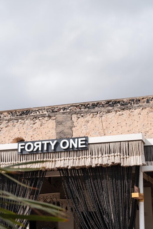 Perivolos Beach: Cooking class FortyOne Bar Restaurant - Key Points