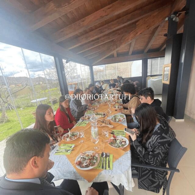 PERONATTO FOR TWO+ TRUFFLE HUNTING, LOCAL TASTING + PRIVATE SPA - The Luxurious Stay and Relaxation