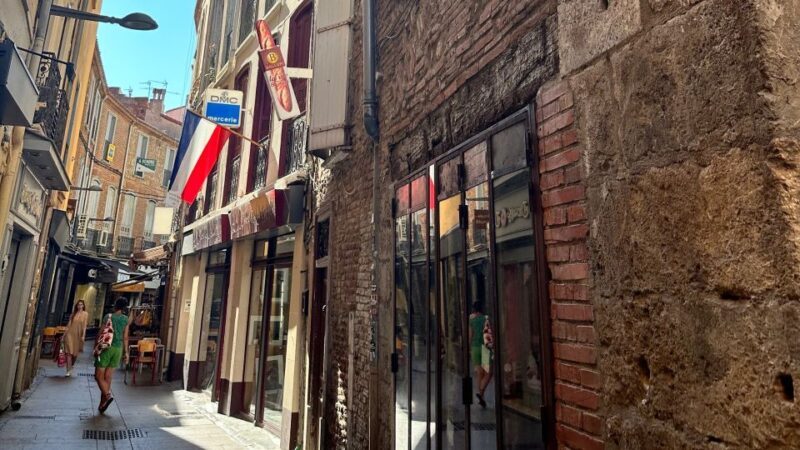 Perpignan : 2h private tour for small group - In Summary: Who Should Consider This Tour?