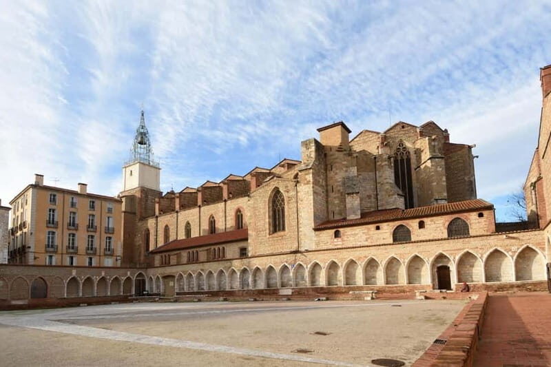 Perpignan: Express Walk with a Local in 60 minutes - Key Points