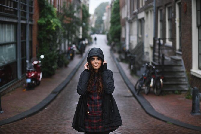Personal Travel and Vacation Photographer Tour in Amsterdam - Who Will Love This Tour?