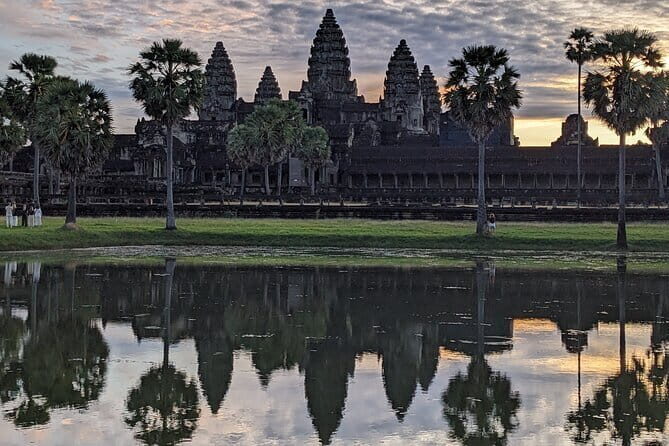 Personalized Angkor Wat Sunrise Day Tour by Tuk Tuk - Stop 1: Angkor Wat at Sunrise