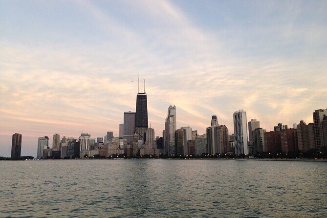 Personalized Private Chicago Tour for 2-3 People - The Sum Up