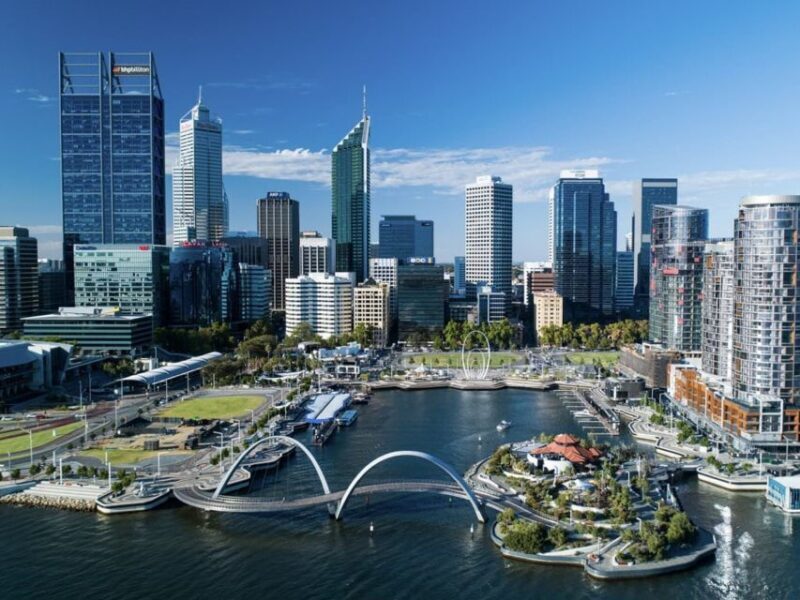 Perth: Perth and Fremantle City Highlights Tour - Downtown Perth: Contrasts of Modernity and Old Charm