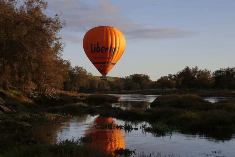 Perth to Northam: Balloon flight including shuttle bus - A Detailed Look at the Experience