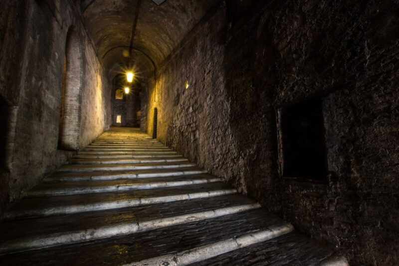 Perugia: Old Town Walking Tour, Piazza IV Novembre - Discovering Perugia’s Historic Heart