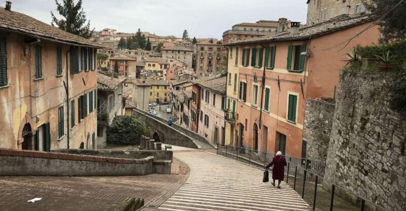 Perugia Private Guided Walking Tour - Key Points