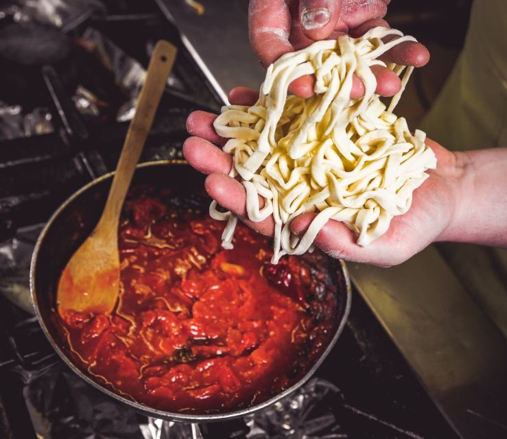 Perugia: Traditional Umbrian Food Guided Walking Tour - Key Points