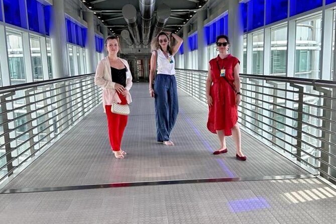 Petronas Twin Tower Skybridge View & Dining Experience Tour with Local Host - FAQ