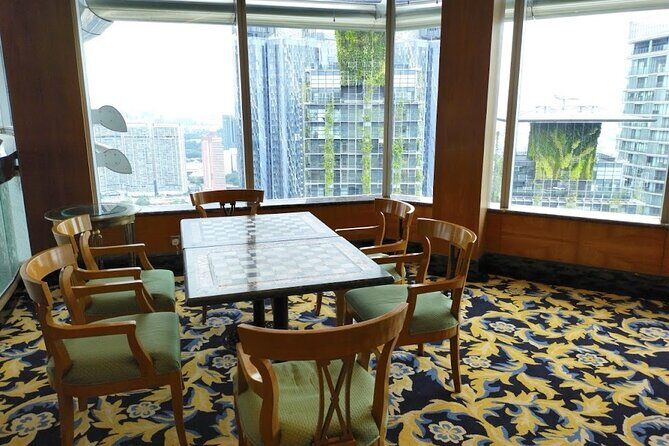 Petronas Twin Tower Skybridge View & Dining Experience Tour with Local Host - Authentic Insights from Travelers