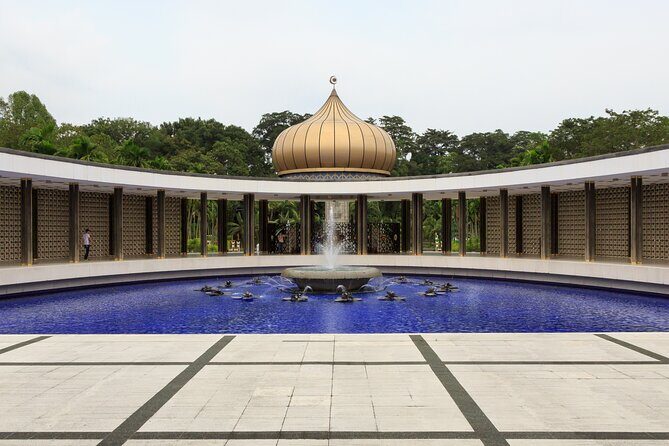 Petronas Twin Tower Tickets with City Tour - An In-Depth Look at the Tour Experience