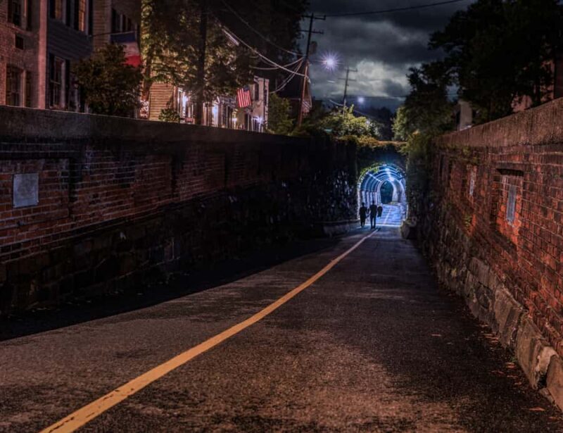 Phantoms of the Potomac: Old Town Alexandria Ghost Tour - Authenticity and Reviews