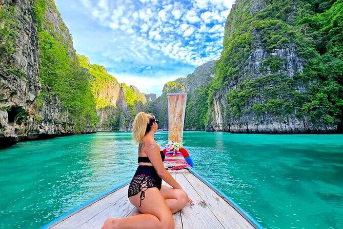 Phi Phi Island Exploration by Private Longtail Boat & Lunch - Key Points