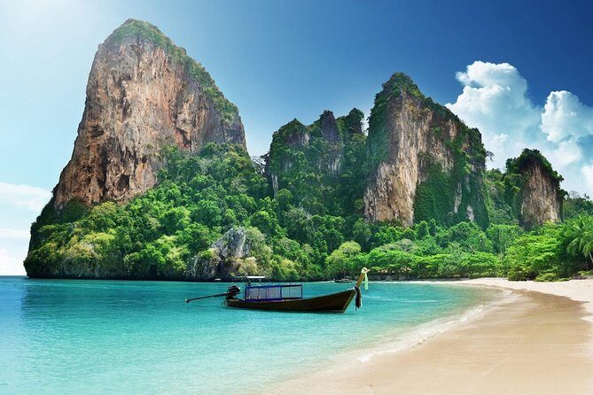 Phi Phi Island Exploration by Private Longtail Boat & Lunch - An Elegant Day on the Water: What to Expect