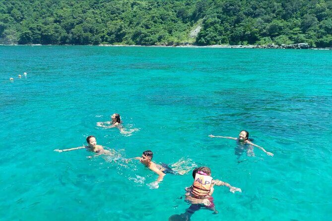 Phi Phi Island Hopping Day Trip by Speed Boat from Phuket - Who Will Enjoy This Experience?