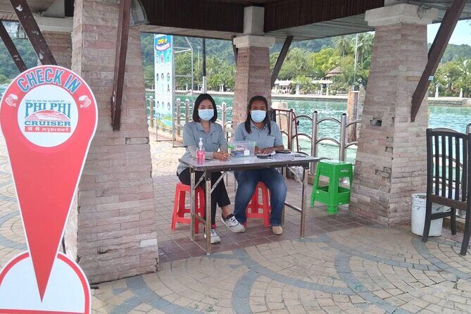 Phi Phi Island To Phuket By Phi Phi Cruiser - An Honest Look at the Ferry Experience